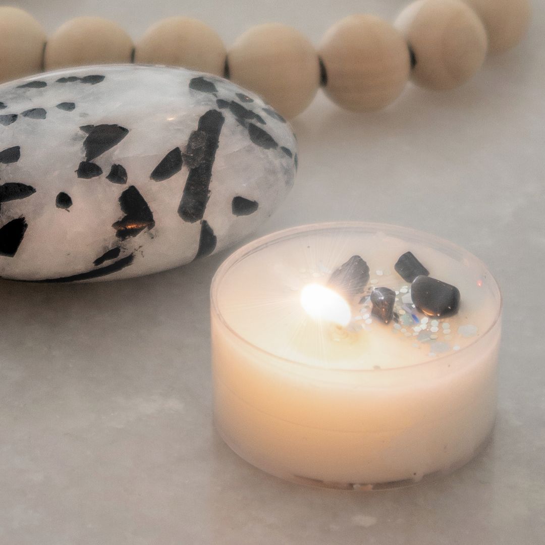 6 Crystals for Inner Reflection and Shadow Work – Energy Muse