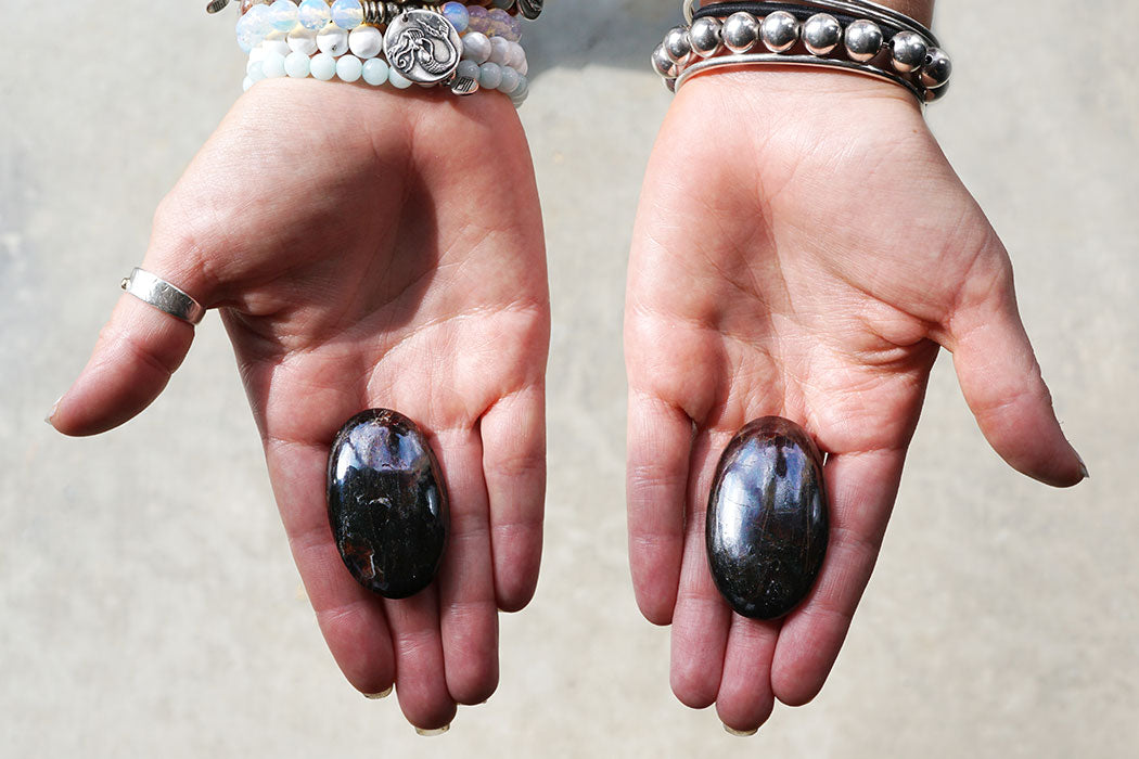 Get the Prosperity Energy Moving with Garnet - Energy Muse